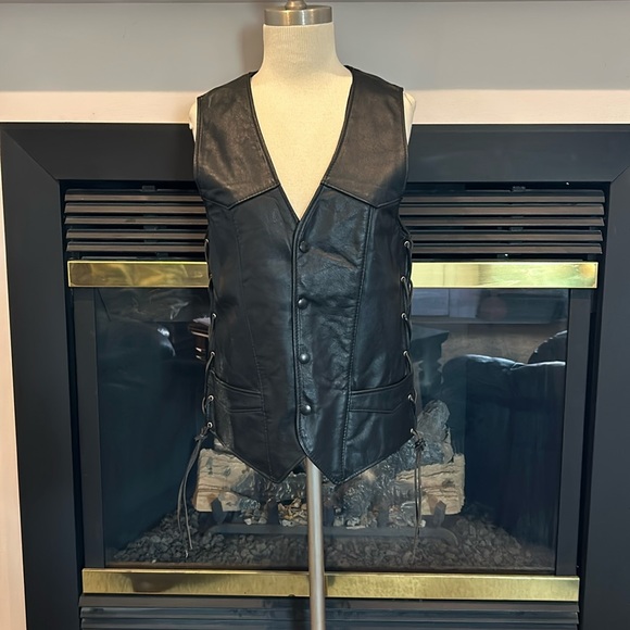 Universal Rider | Jackets & Coats | Universal Rider Motorcycle Vest ...